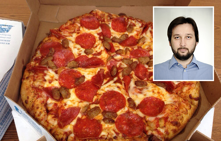 Inspiring: Man Finishes Entire Pizza During First Half Of NFL Game ...